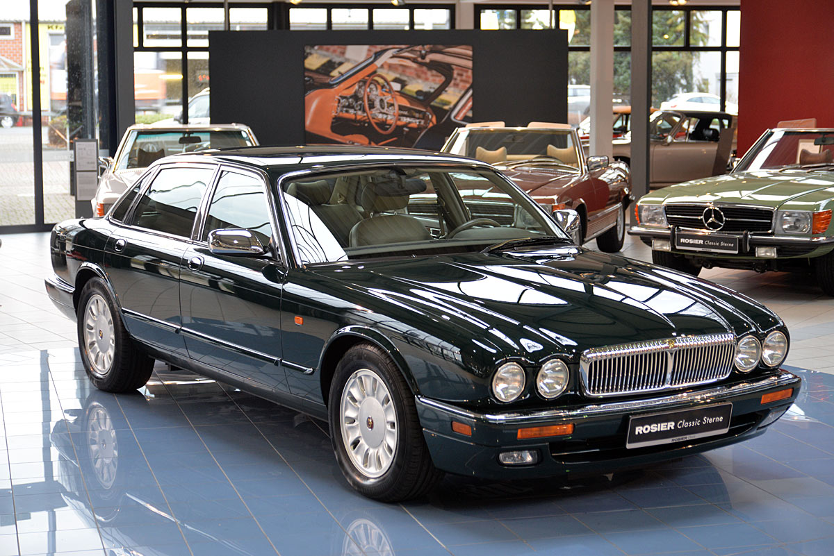 Daimler Double Six X300 - Classic Sterne