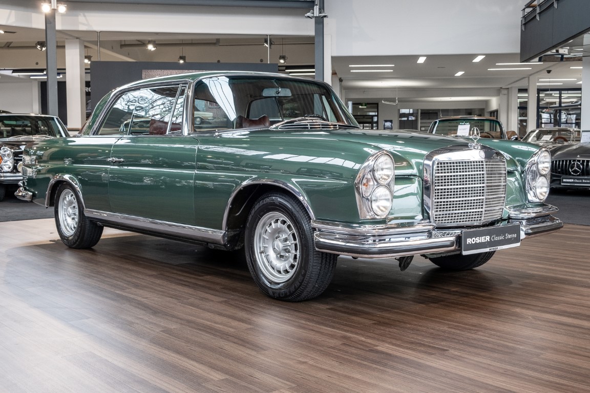Mercedes-Benz 280 SE 3.5 Coupé W111 - Classic Sterne