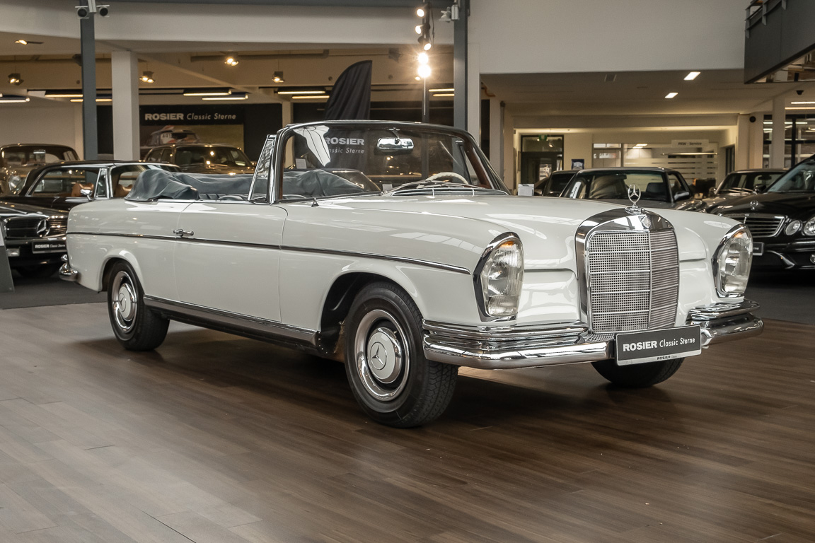 Mercedes-Benz 220 SEb Cabriolet W111 - Classic Sterne