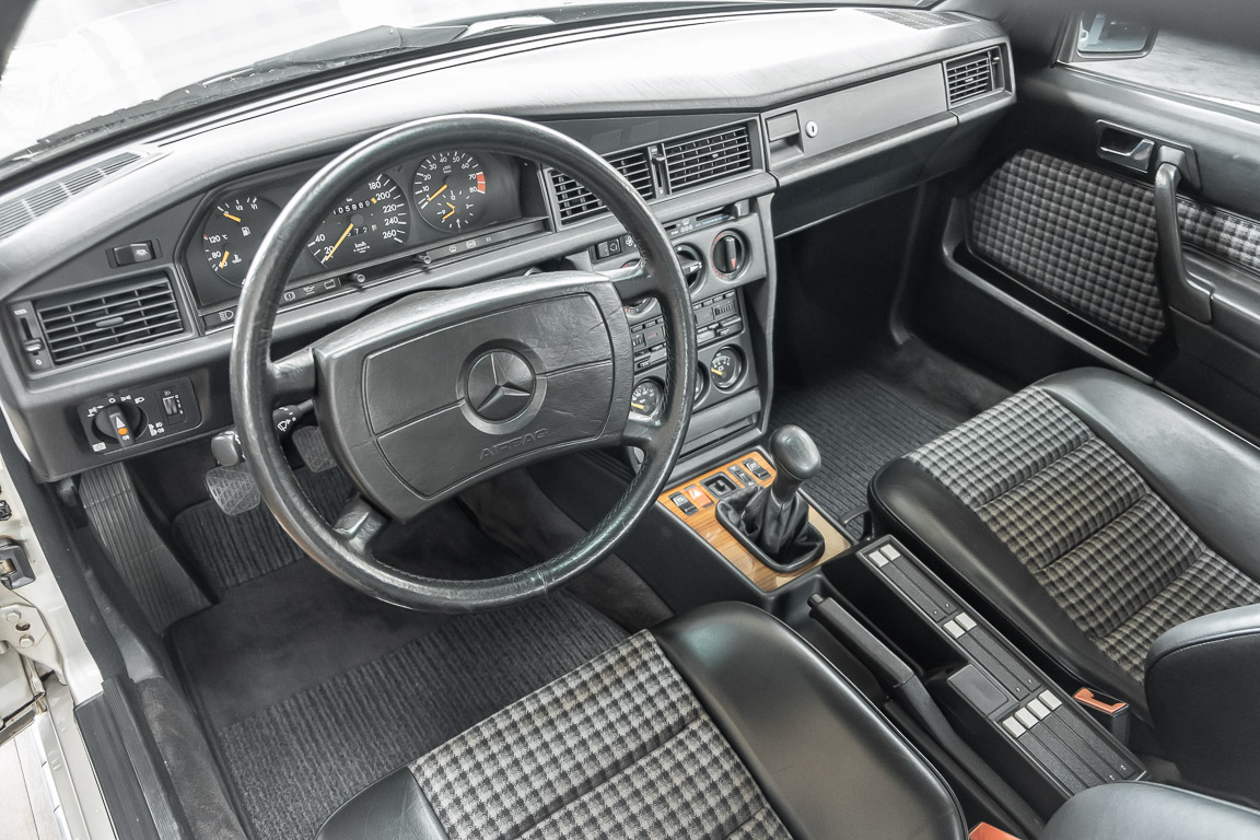 Mercedes-Benz 190 E 2.3-16 W201 - Classic Sterne