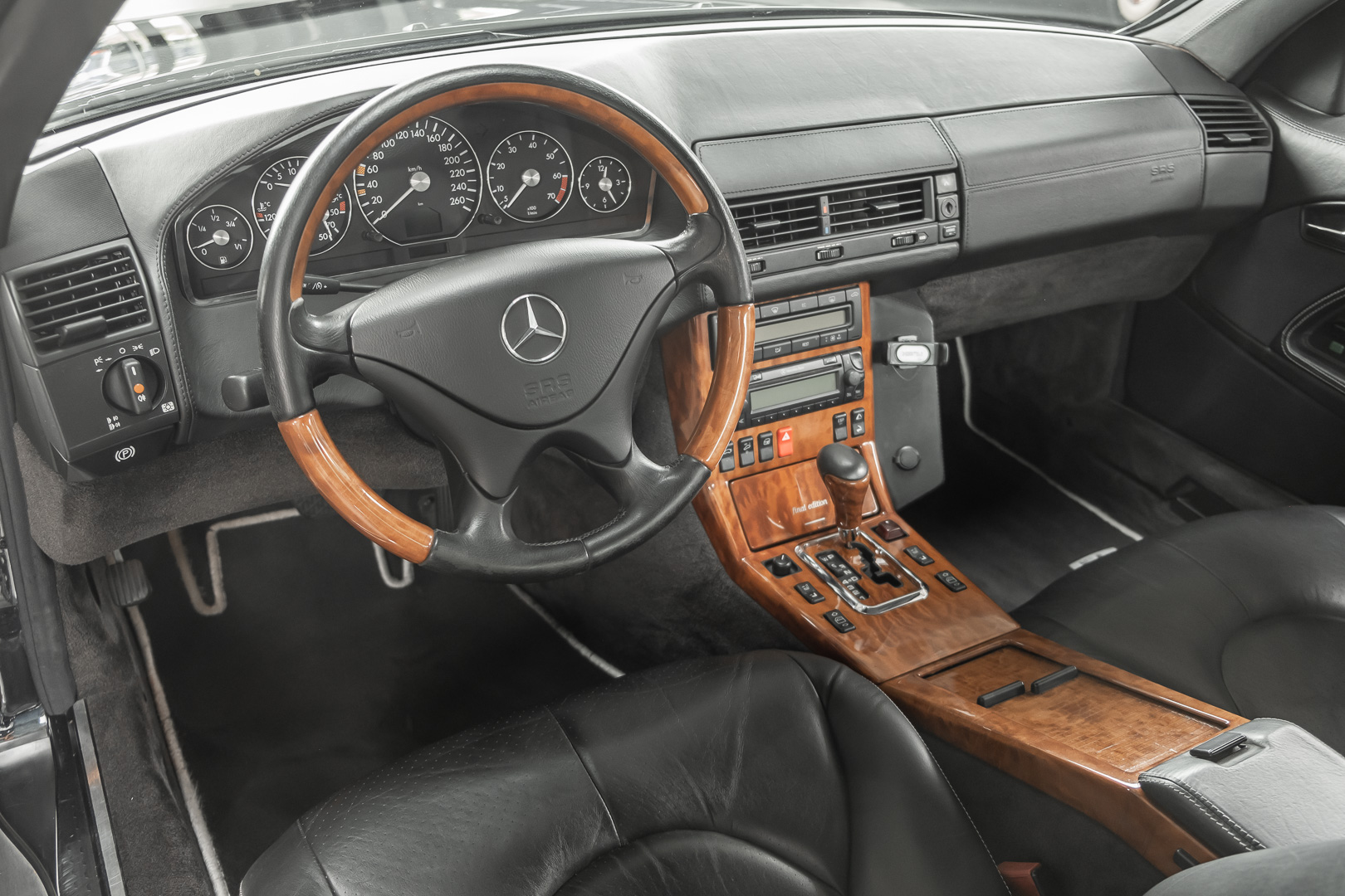 Mercedes-Benz SL 320 R129 Final Edition - Classic Sterne