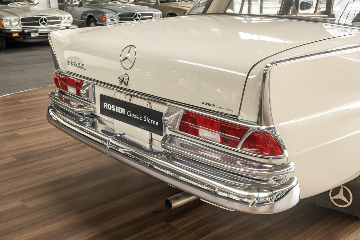 Mercedes-Benz 220 SEb W111 Heckflosse - Classic Sterne