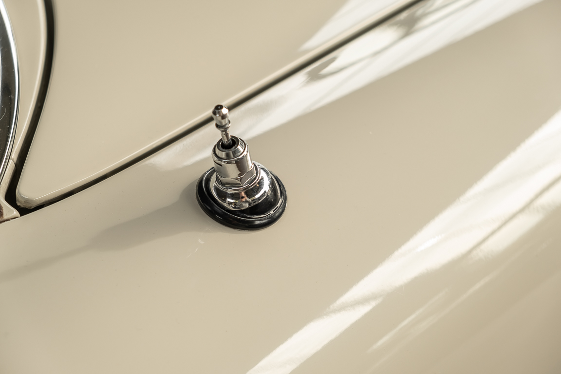 Mercedes-Benz 220 SEb W111 Heckflosse - Classic Sterne