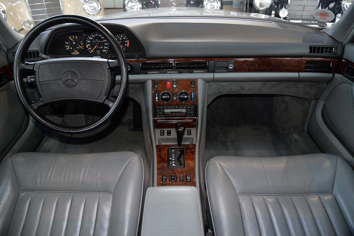 Mercedes Benz W126 Interior